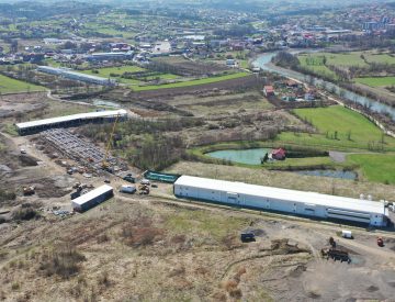 U toku je montaža AB konstrukcije za HIFA TANK farmu pilića u Jelahu ...